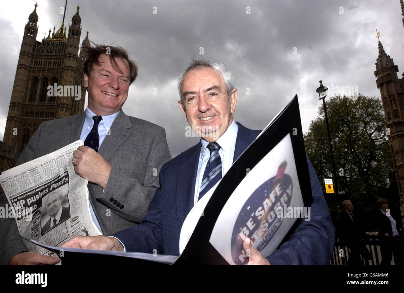 Graham allen mp hi-res stock photography and images - Alamy