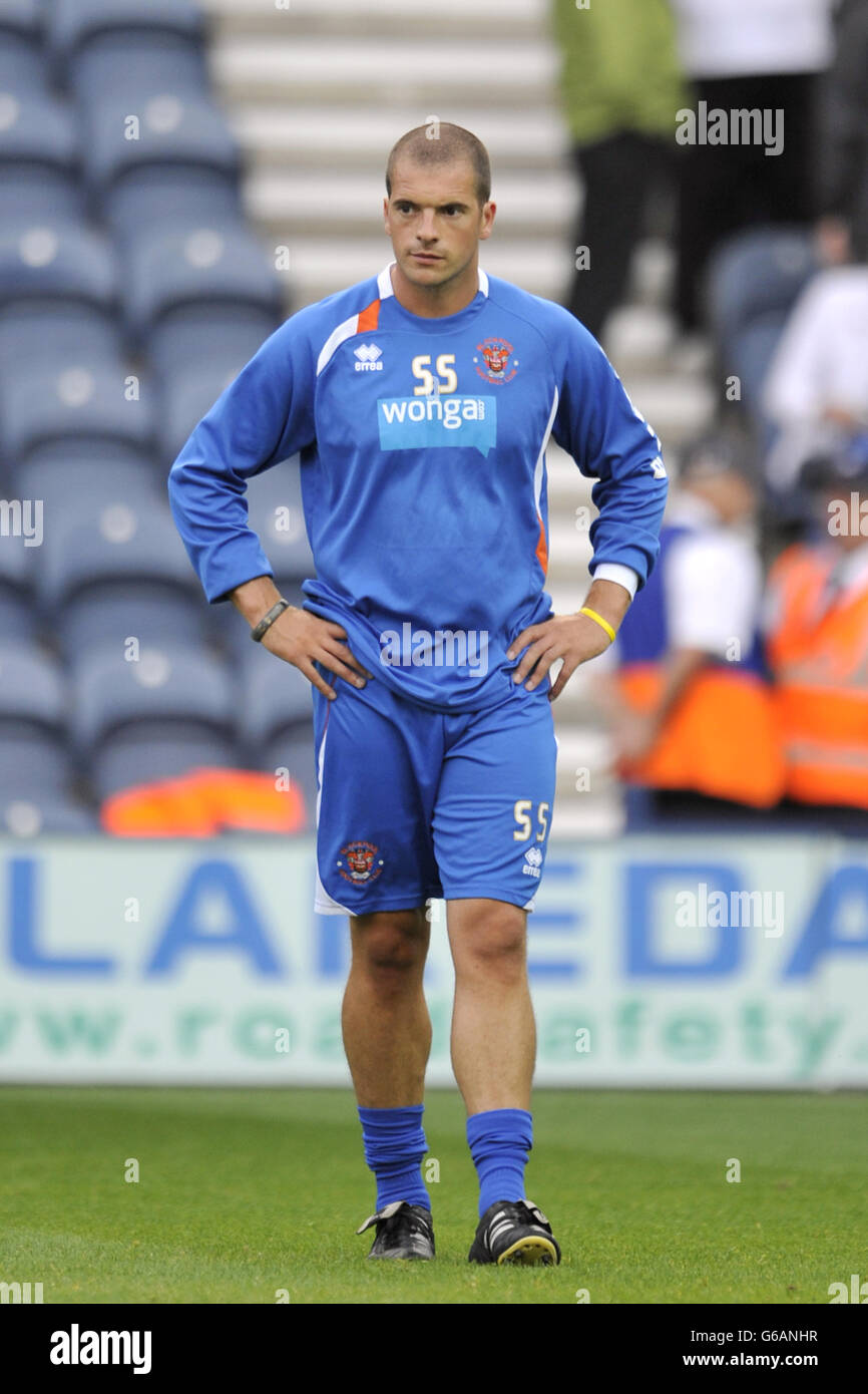 Blackpools fitness coach shaun spencer hi-res stock photography and ...