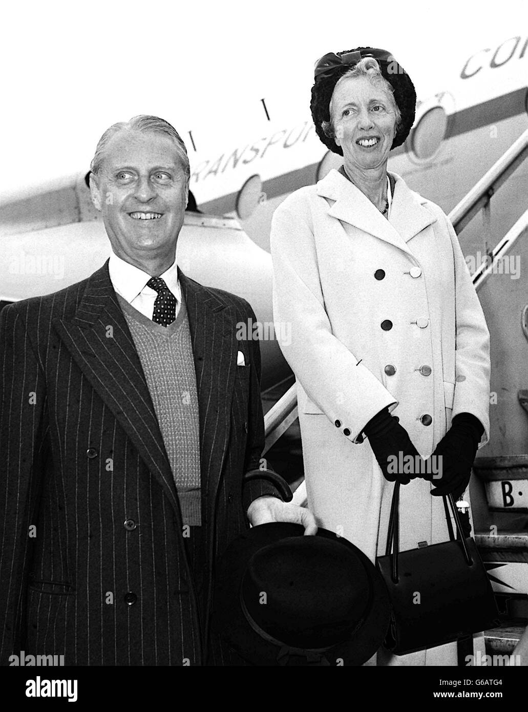 Sir geoffrey harrison hi-res stock photography and images - Alamy