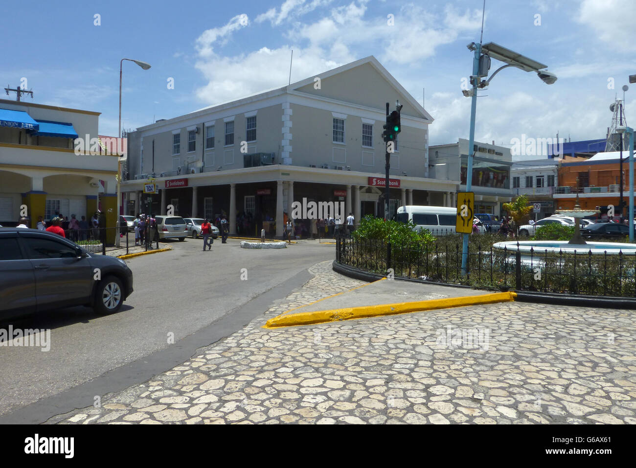 Shopping in jamaica hi-res stock photography and images - Alamy