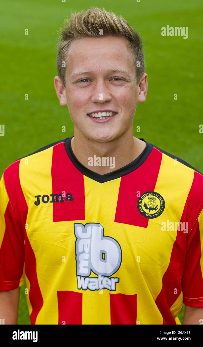 Partick thistle team photocall hi-res stock photography and images - Alamy