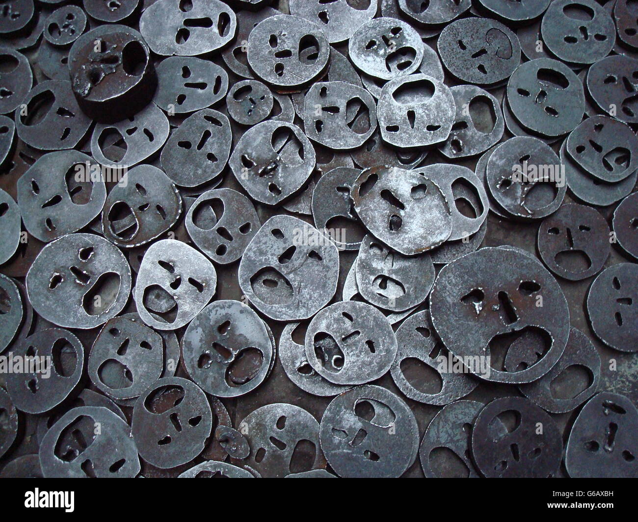 Iron faces hi-res stock photography and images - Alamy