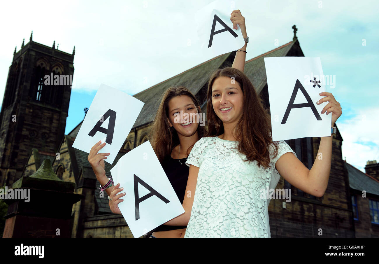 Identical twins eleanor left and sophie harrison hi-res stock ...