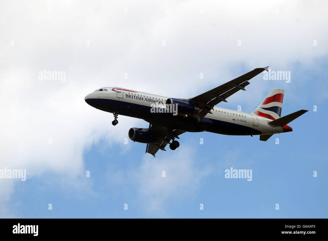 Airplane registration hi-res stock photography and images - Alamy