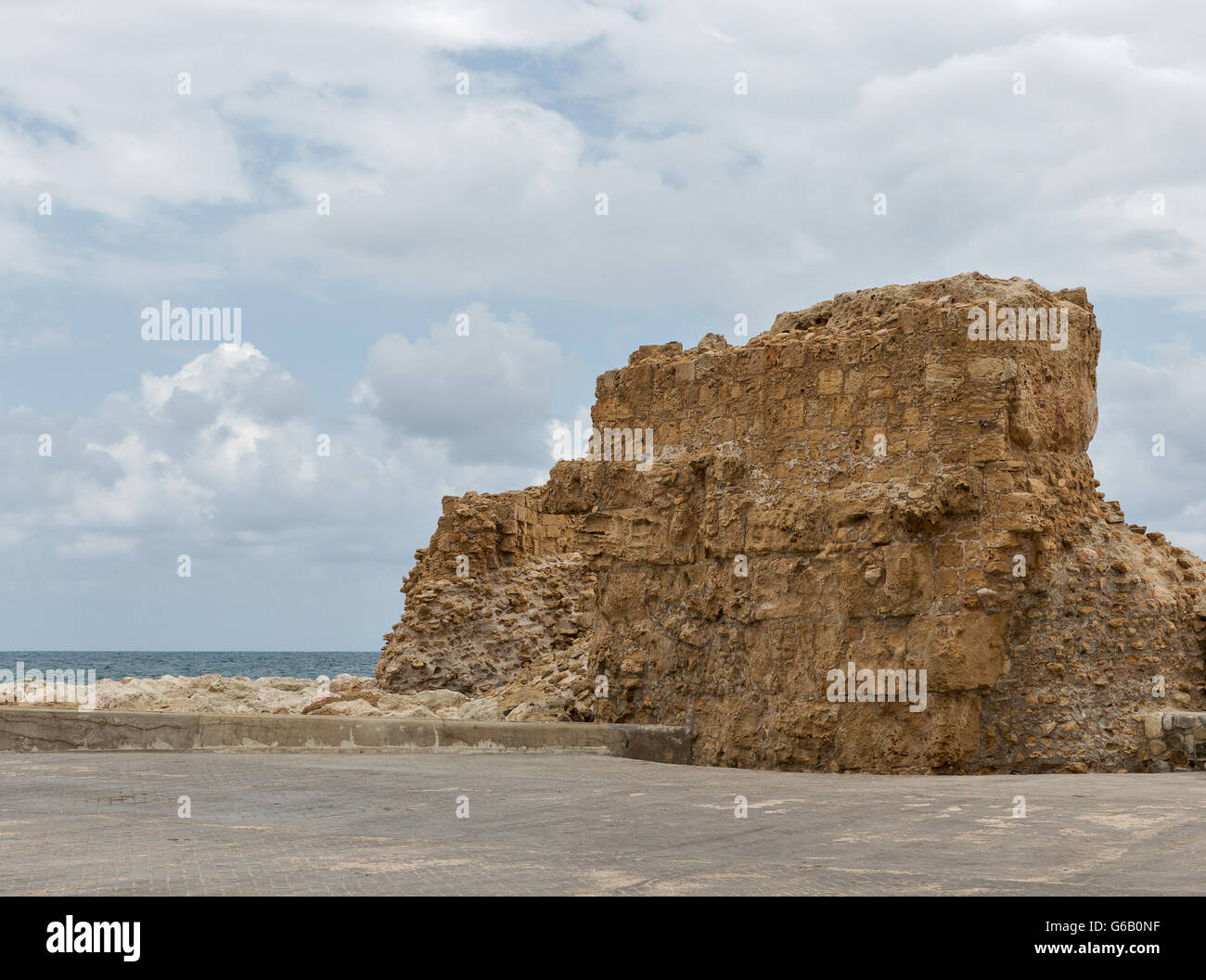 Medieval fort hi-res stock photography and images - Alamy