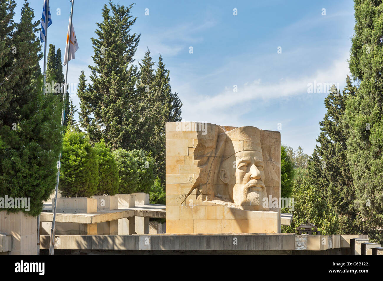 Statue of Archbishop Makarios III in Paphos, Cyprus Stock Photo - Alamy