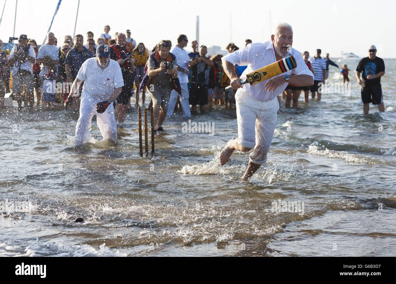 Annual bramble bank cricket match in the sea hi-res stock photography ...