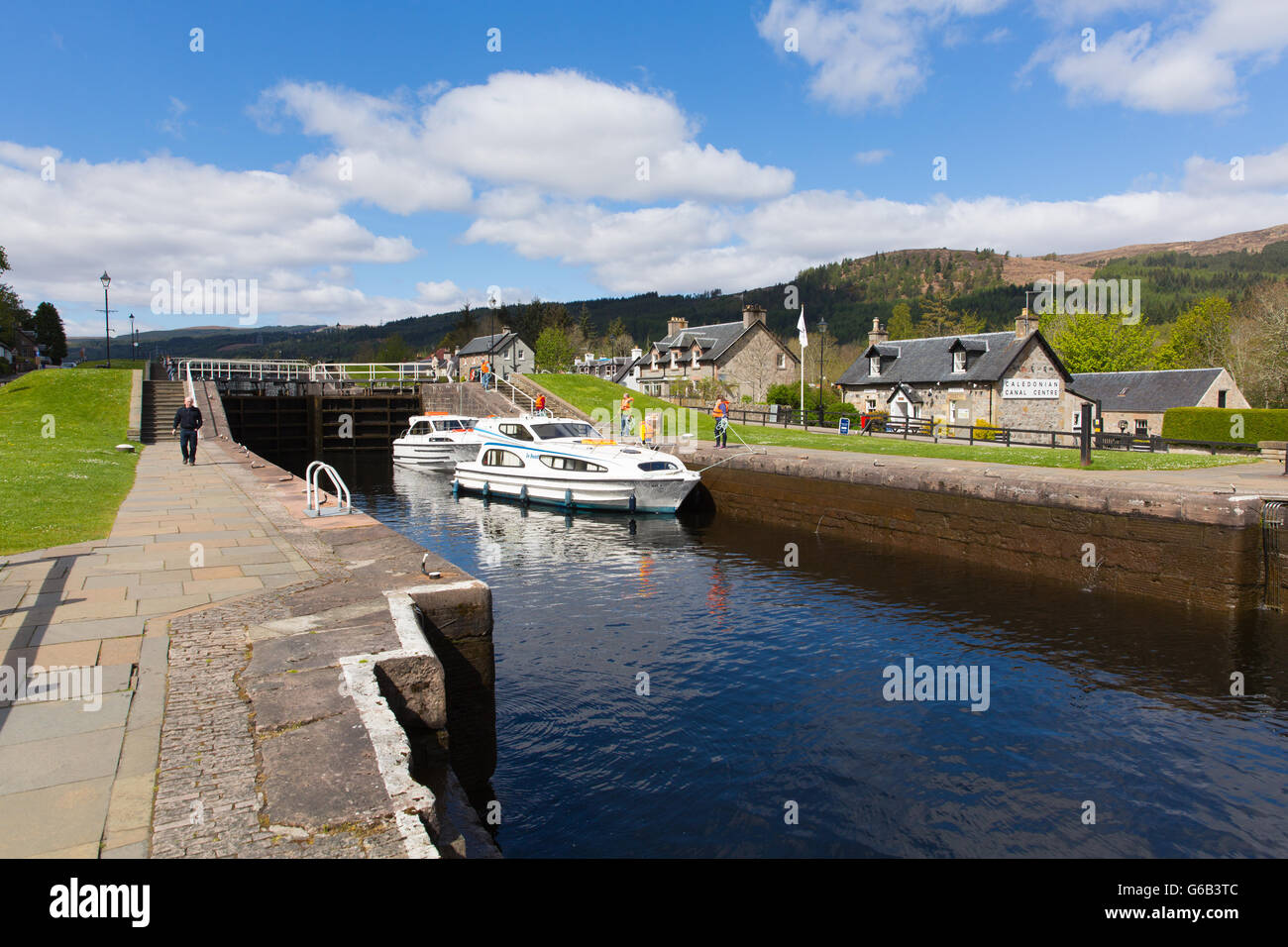 Sluice fort augustus hi-res stock photography and images - Alamy