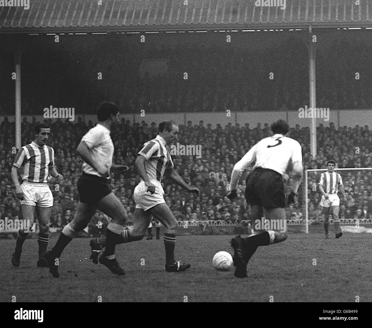 Stoke citys stanley matthews hi-res stock photography and images - Alamy