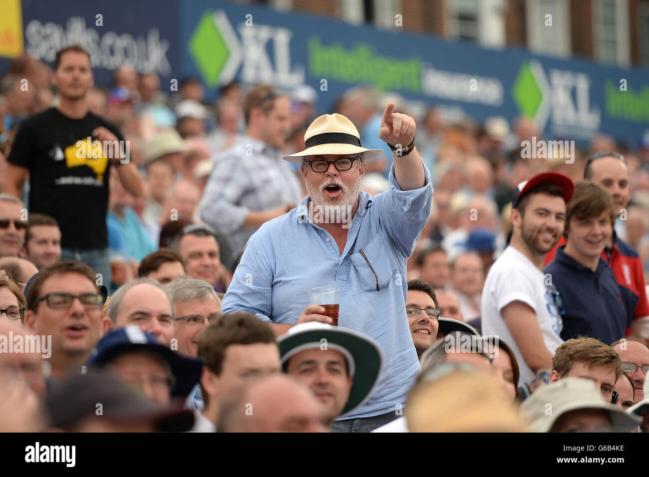 General Action Ampics High Resolution Stock Photography and Images - Alamy