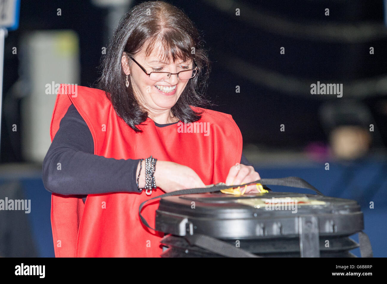 Ballot box ireland hi-res stock photography and images - Alamy