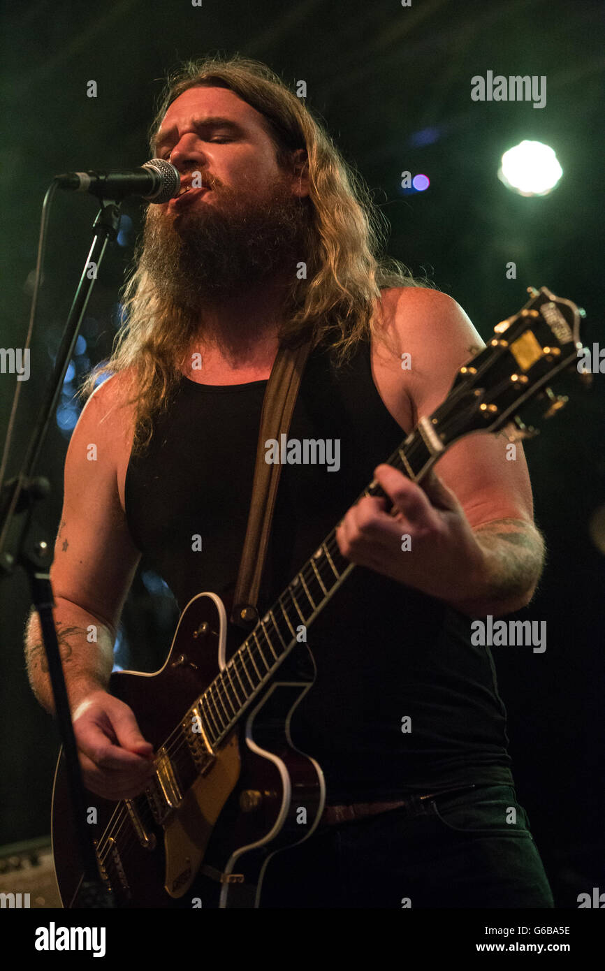 Israel nash singer hi-res stock photography and images - Alamy