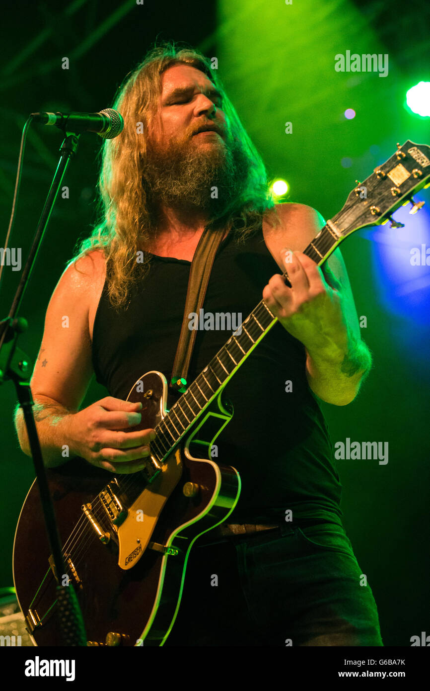 Israel nash singer hi-res stock photography and images - Alamy