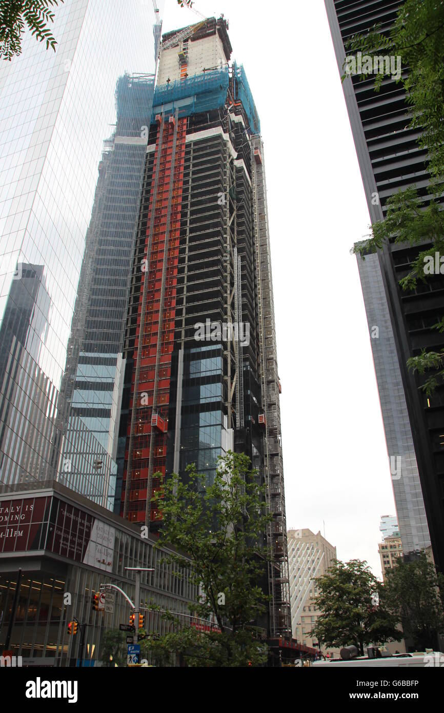 New York, USA. 23rd June, 2016. The 330 meter '3 World Trade Center ...