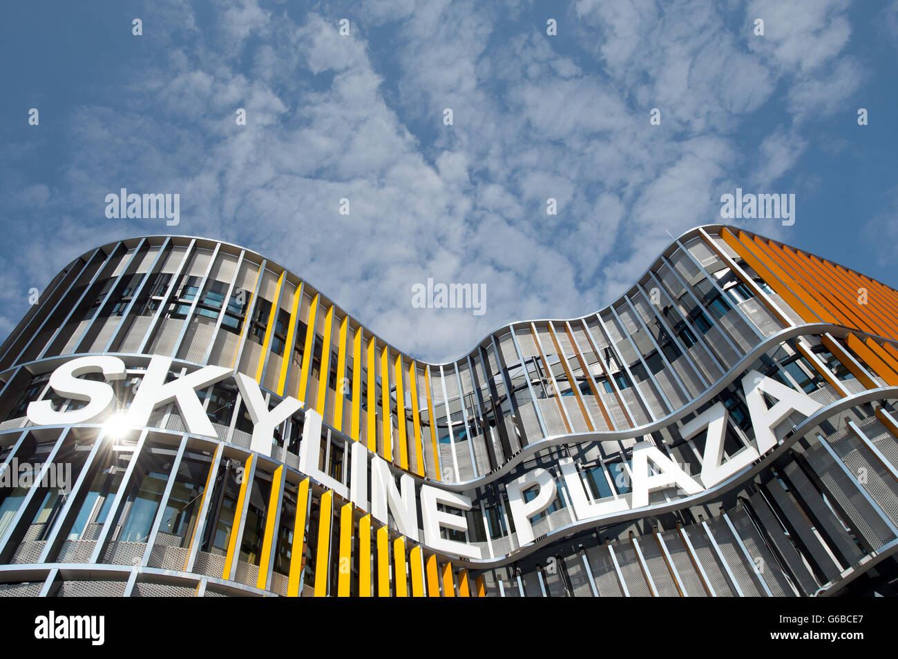 Facade of the new shopping center "Skyline Plaza" in Frankfurt am Main ...