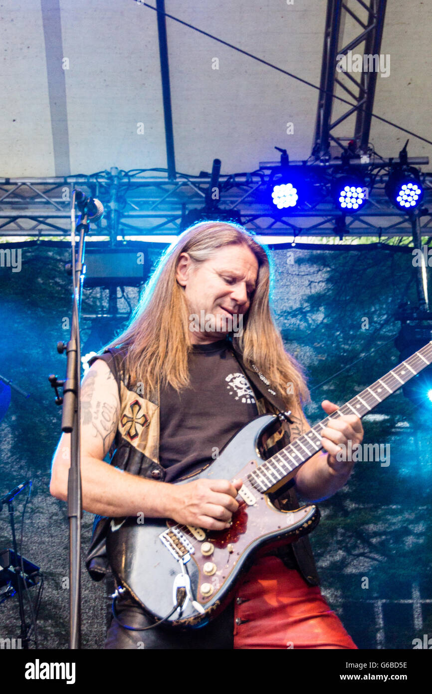 Kiel, Germany. 23rd June, 2016. The Band "Mallet" performs during the ...