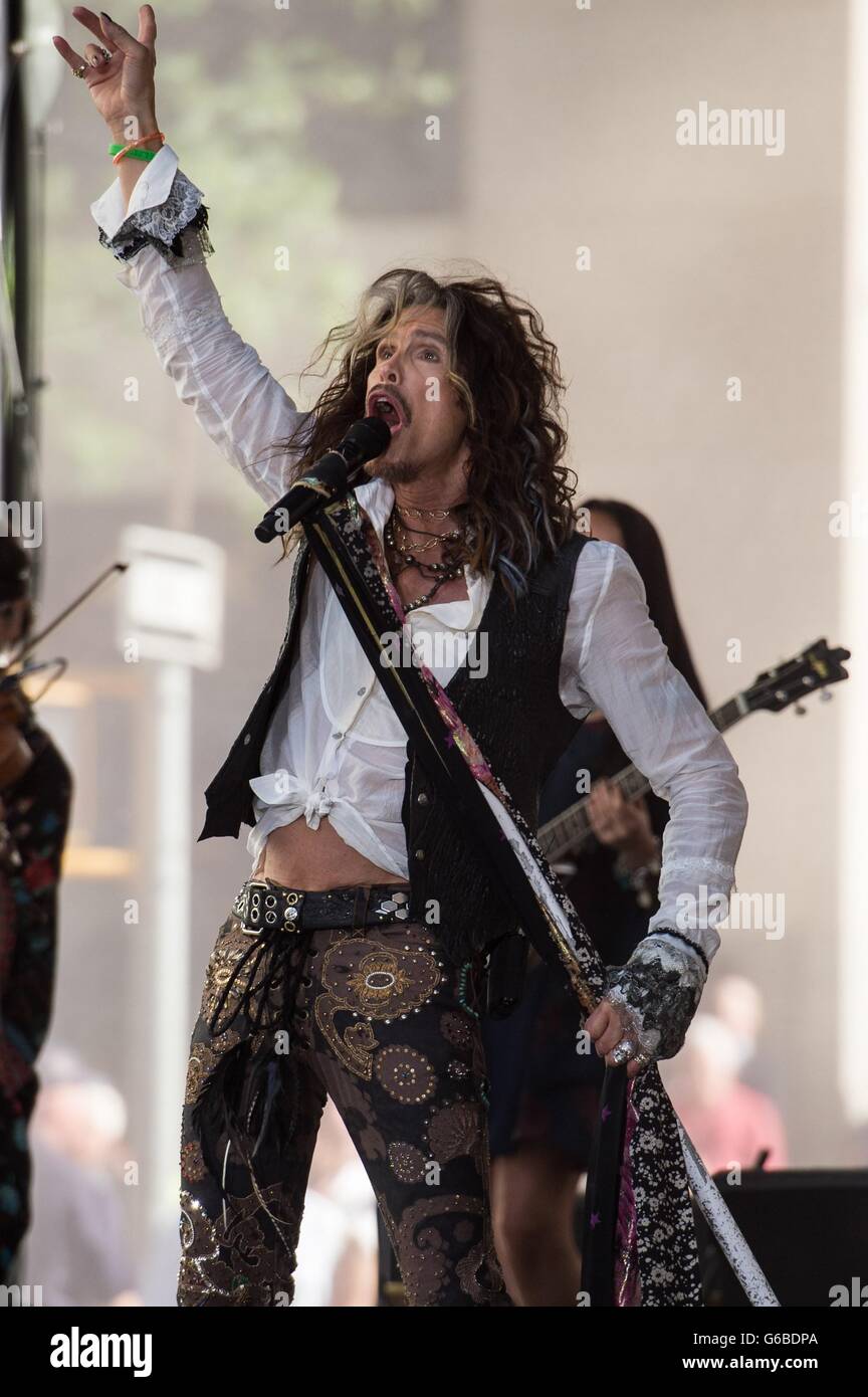 New York, NY, USA. 24th June, 2016. Steven Tyler on stage for NBC Today ...