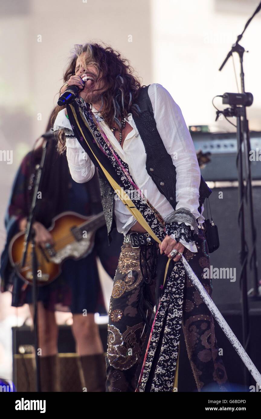New York, NY, USA. 24th June, 2016. Steven Tyler on stage for NBC Today ...