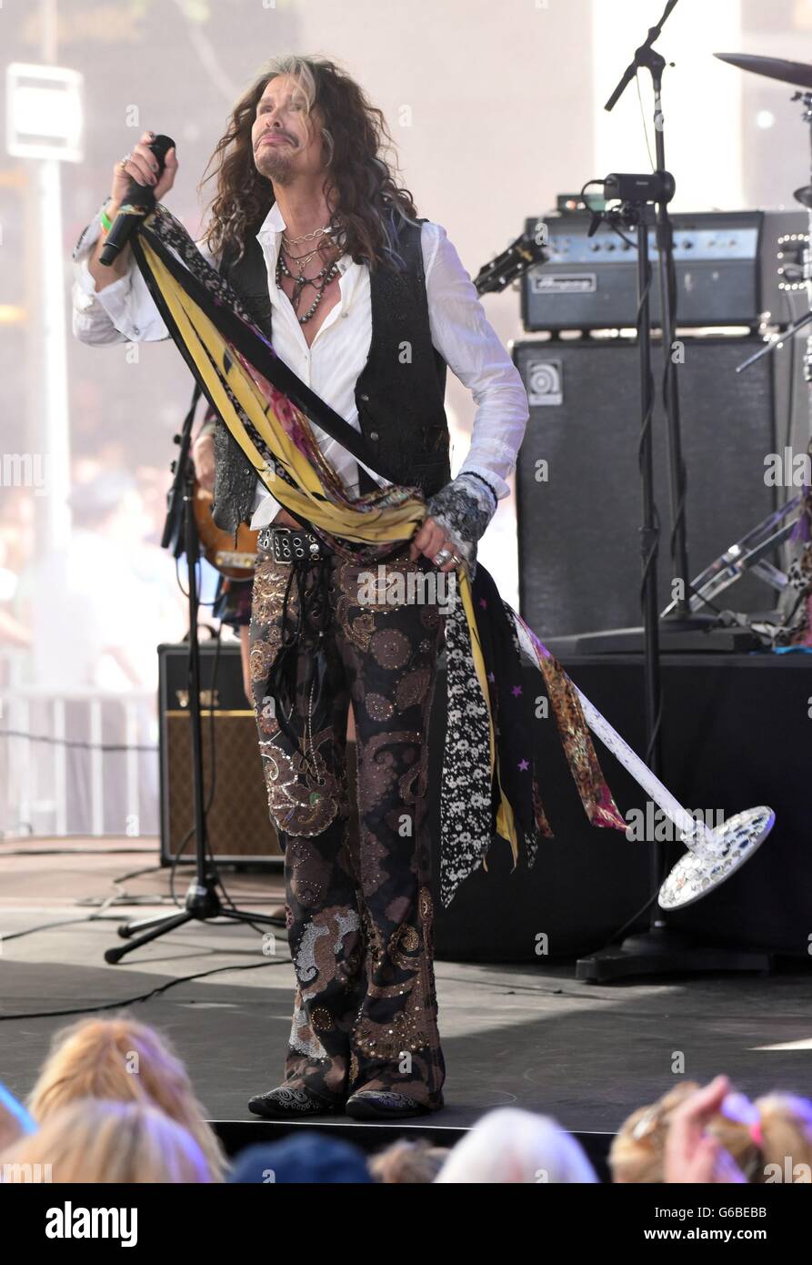 Steven Tyler on stage for NBC Today Show Concert with Steven Tyler ...