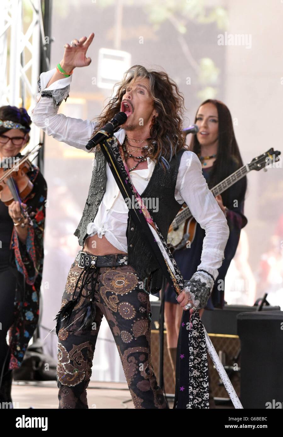 Steven Tyler on stage for NBC Today Show Concert with Steven Tyler ...