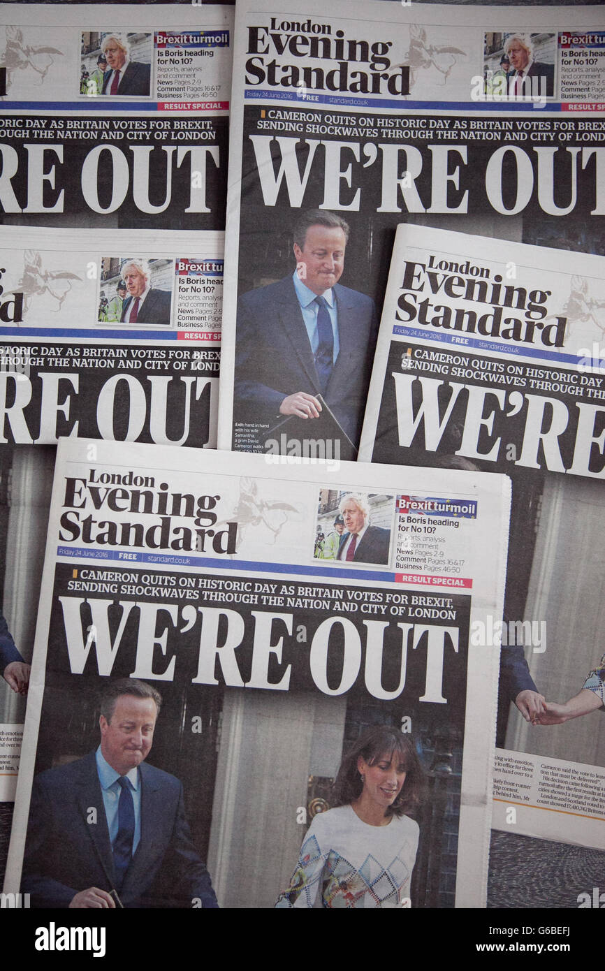 London evening standard front page hi-res stock photography and images ...