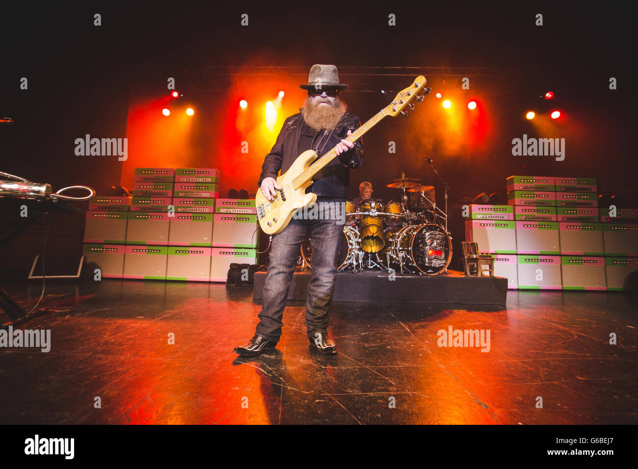 Dusty wright hi-res stock photography and images - Alamy