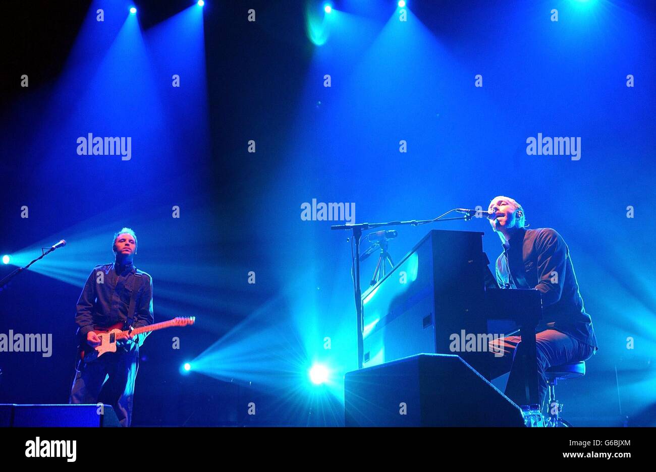 Coldplay Live 2003 Chris Martin