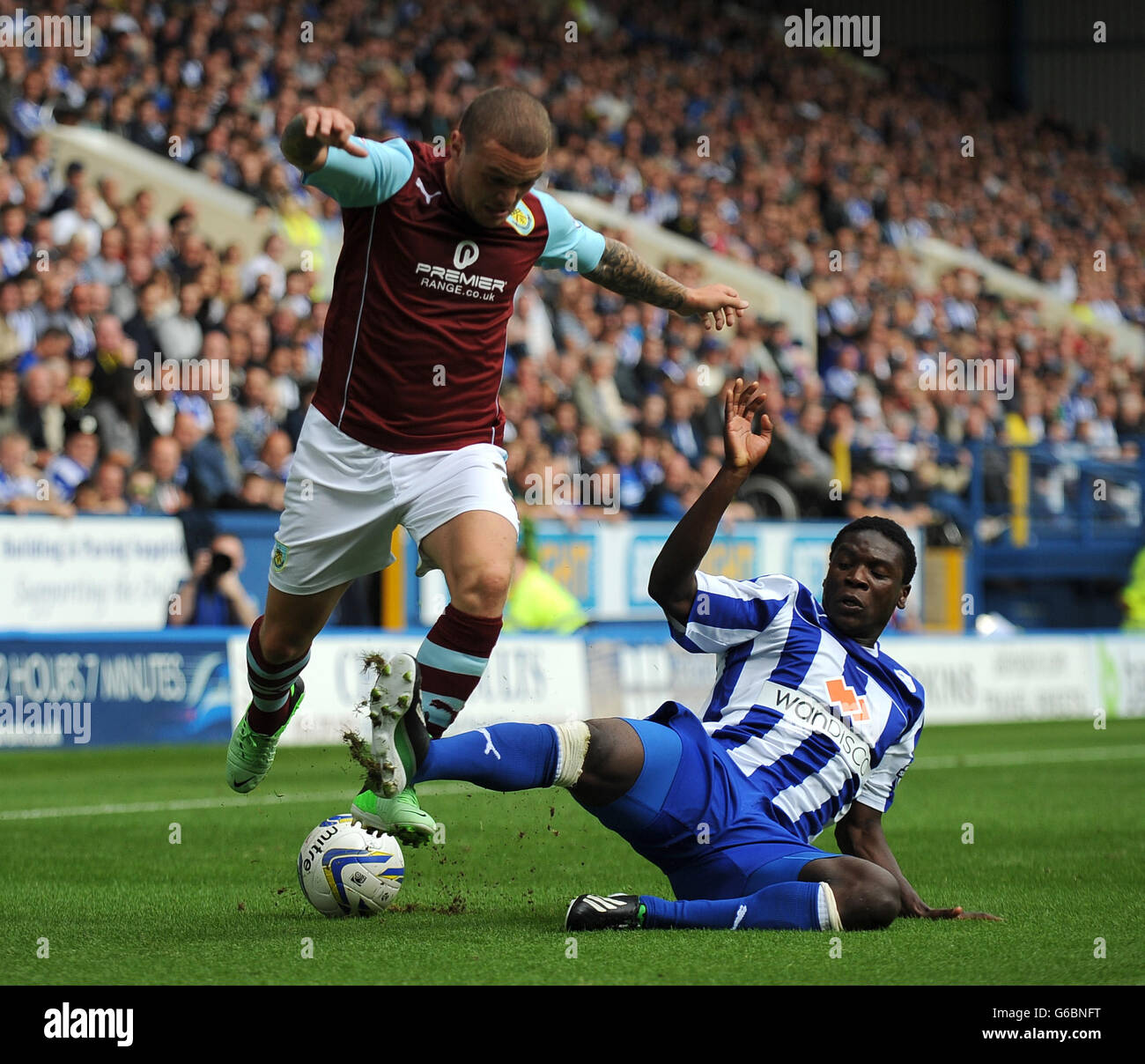 Sheffield Wednesday's Jeremy Helan (right) and Burnley's Kieran ...