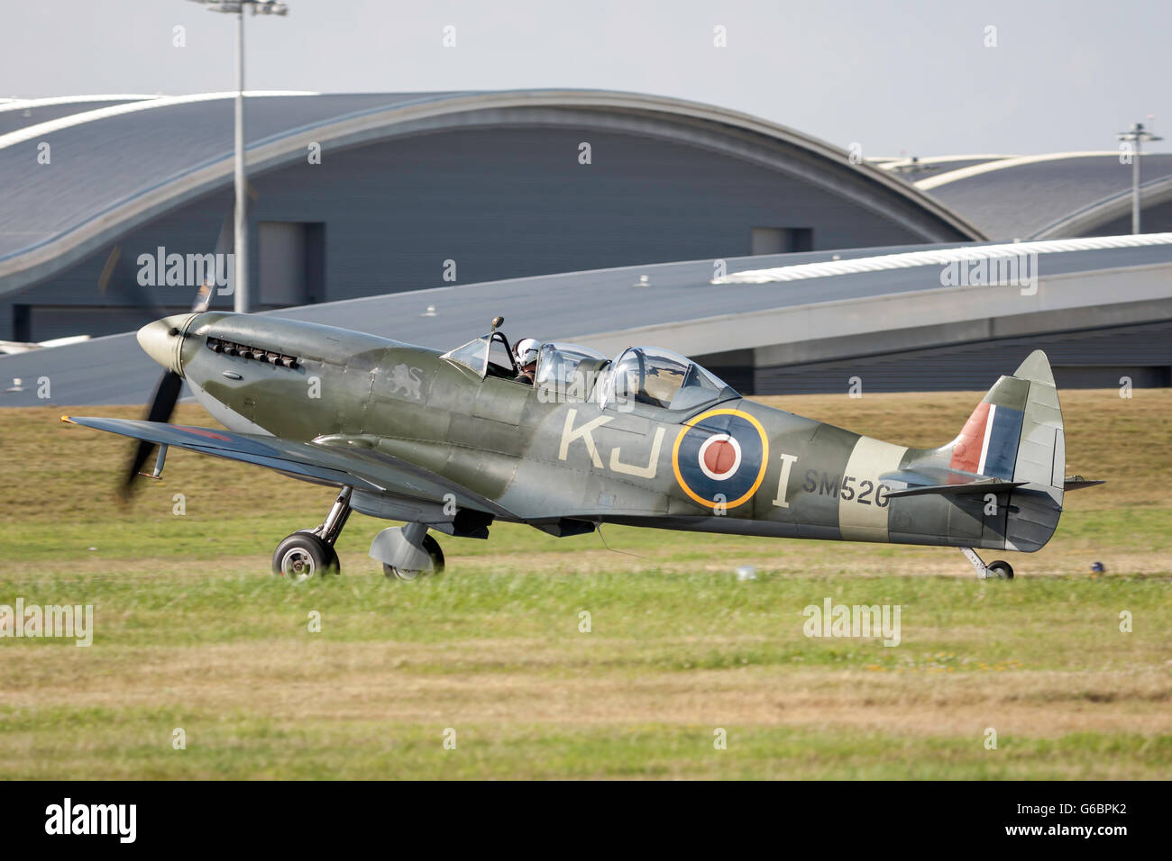 Two seat Supermarine Spitfire T.9C G-ILDA at the Farnborough ...