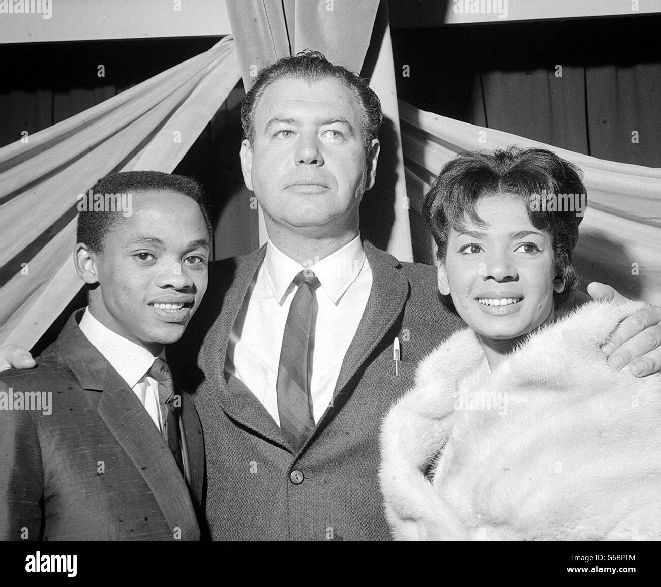 Nelson Riddle, the American conductor (centre) with singers Shirley ...