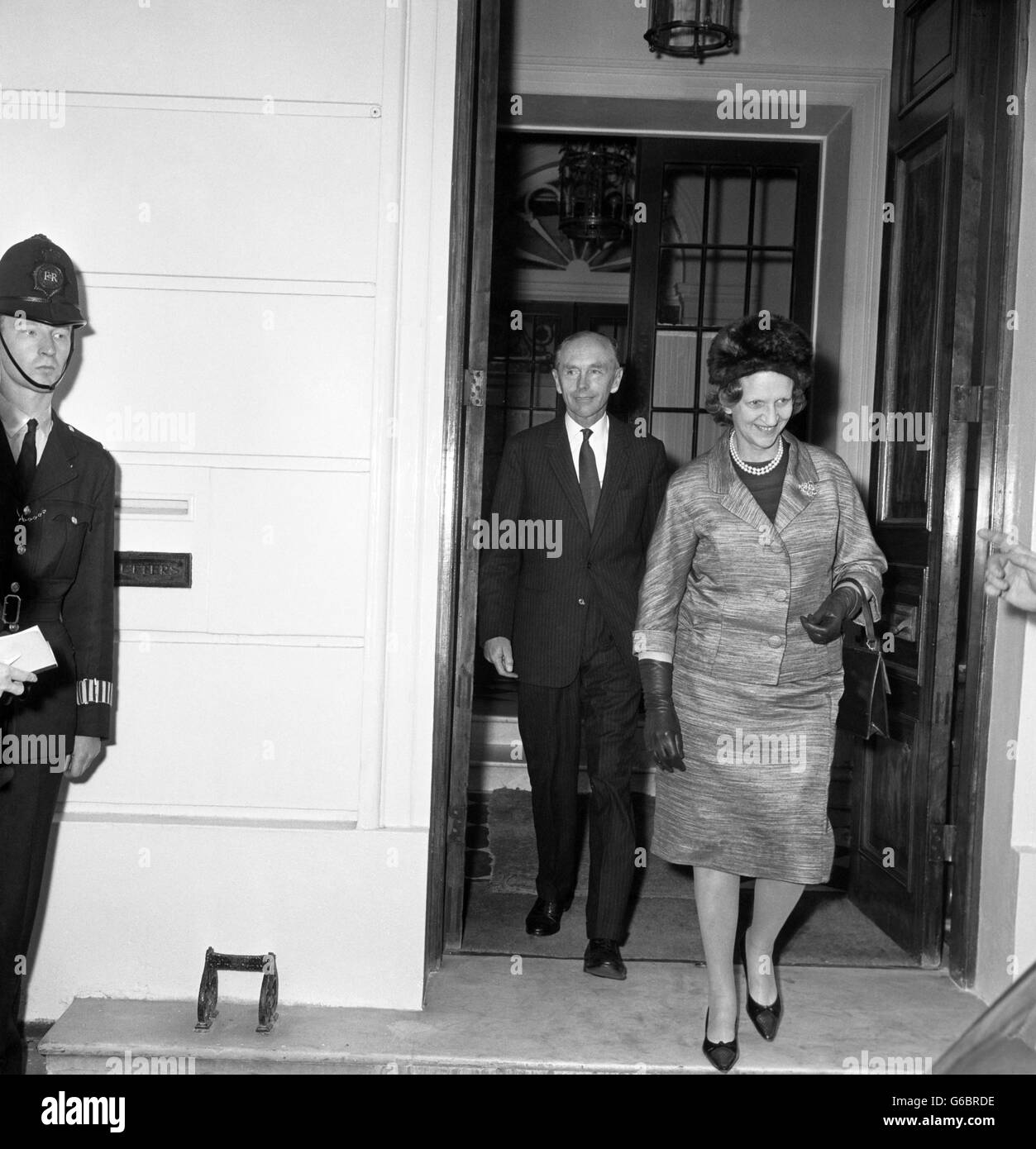 Lady dorothy macmillan wife prime hi-res stock photography and images ...