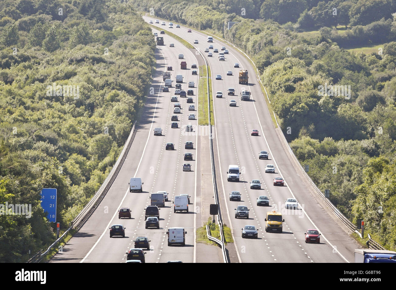 News transport motorway hi-res stock photography and images - Alamy