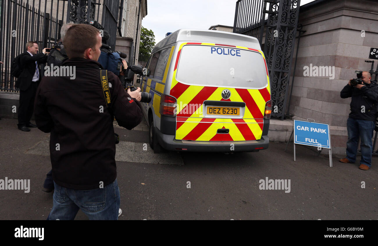 A police van transporting Leslie Ross, arrives at Armagh court in ...