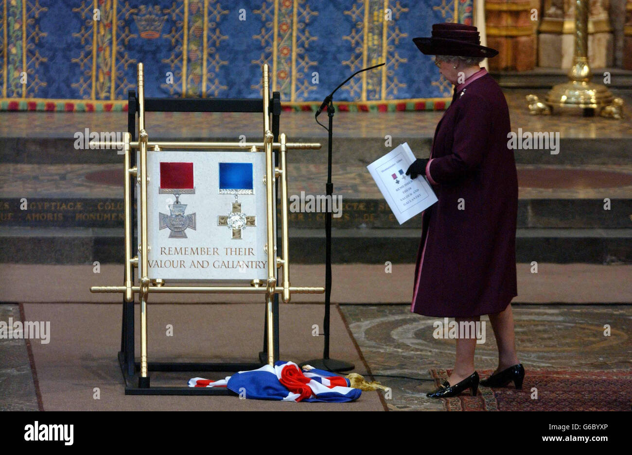 Victoria Cross and the George Cross Memorial Stock Photo - Alamy