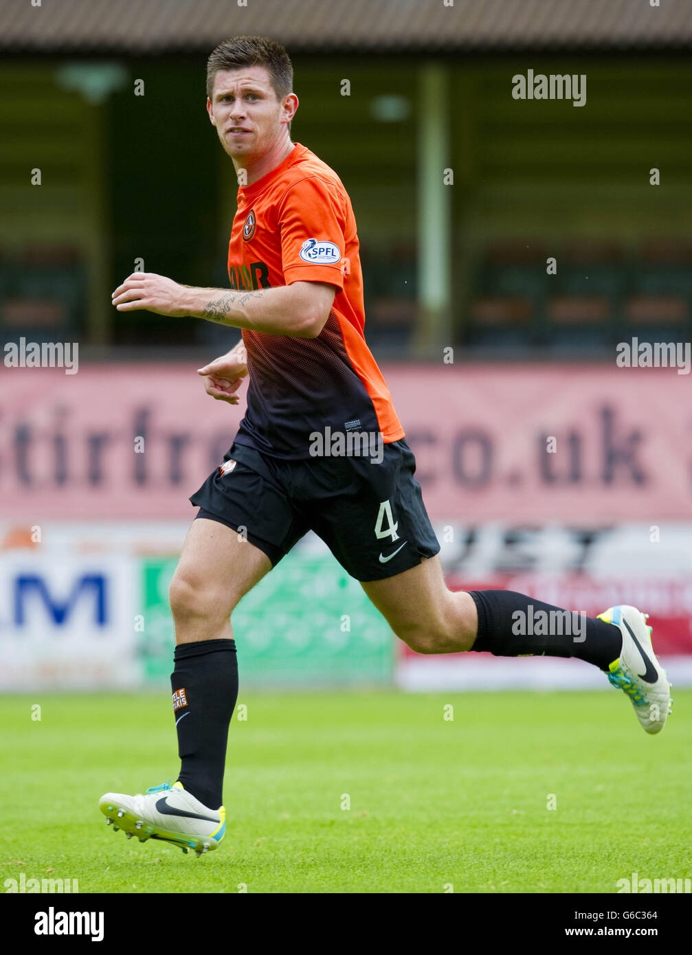 Calum butcher in action for dundee united hi-res stock photography and ...