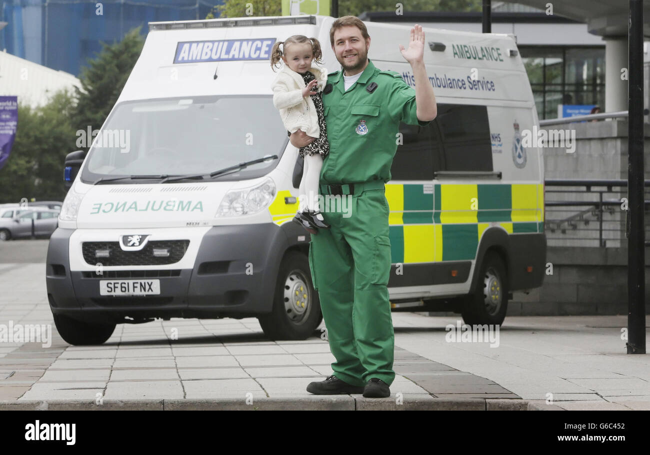 Paramedics ambulance scotland hi-res stock photography and images - Alamy