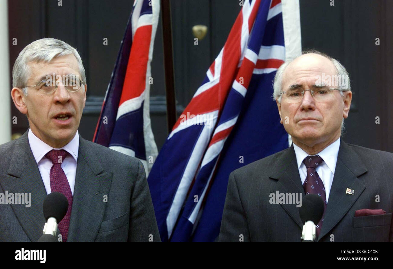 Politics politicians addressing jack straw hi-res stock photography and ...