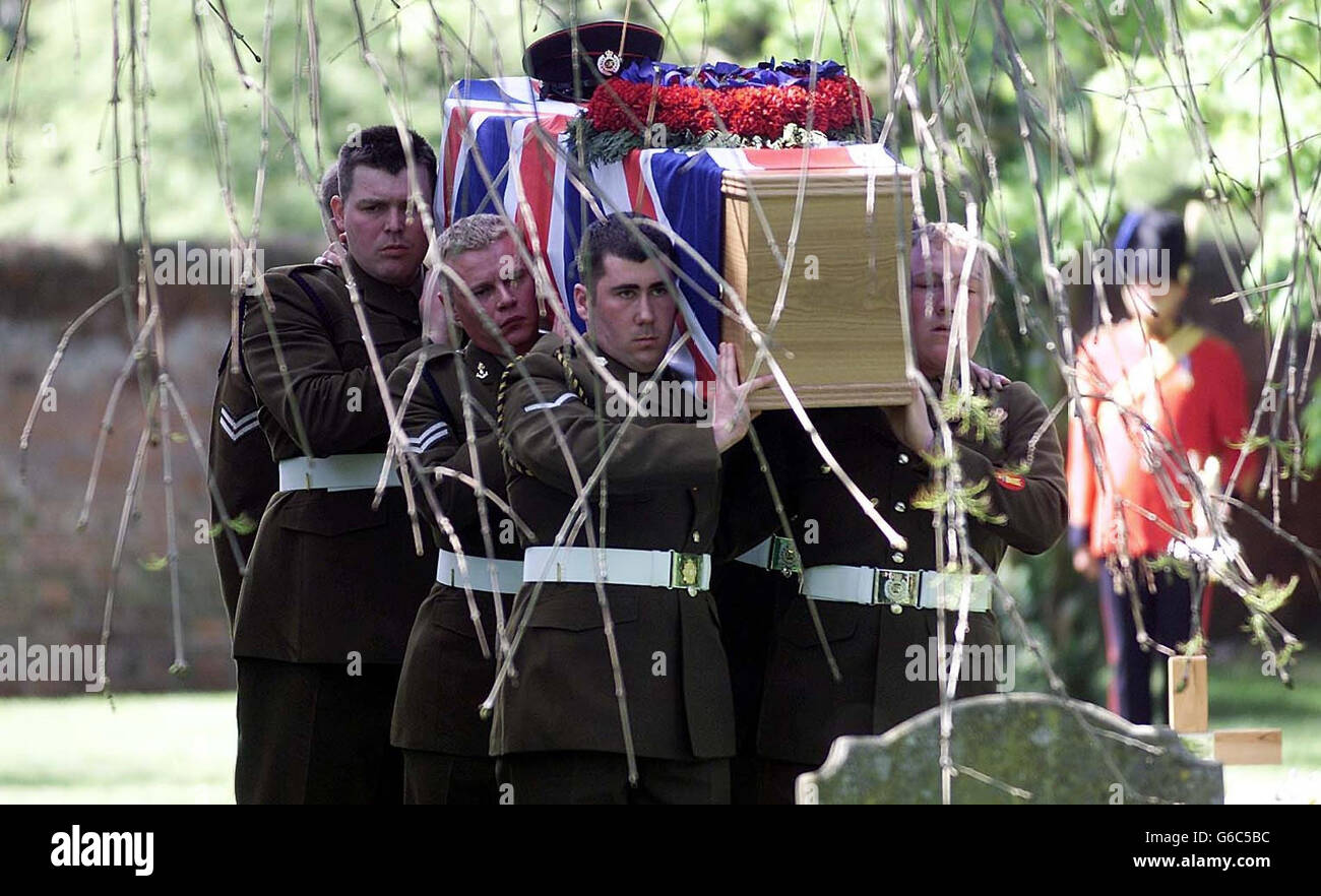 The coffin sapper luke allsopp hi-res stock photography and images - Alamy