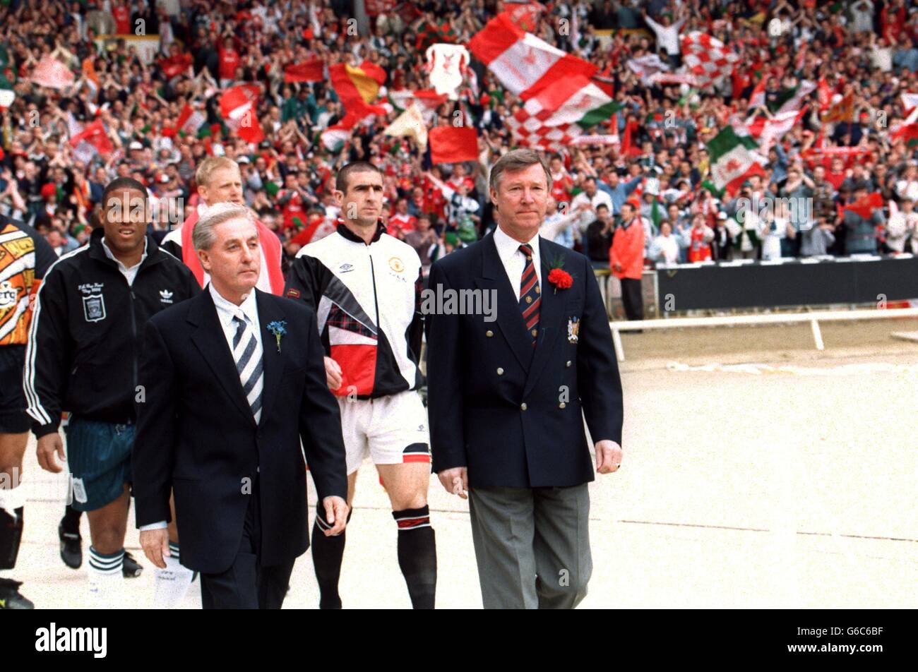 Managers roy evans hi-res stock photography and images - Alamy