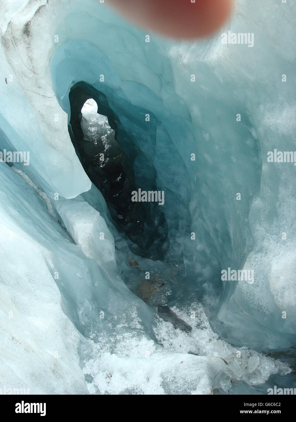 Ice tunnel hi-res stock photography and images - Alamy