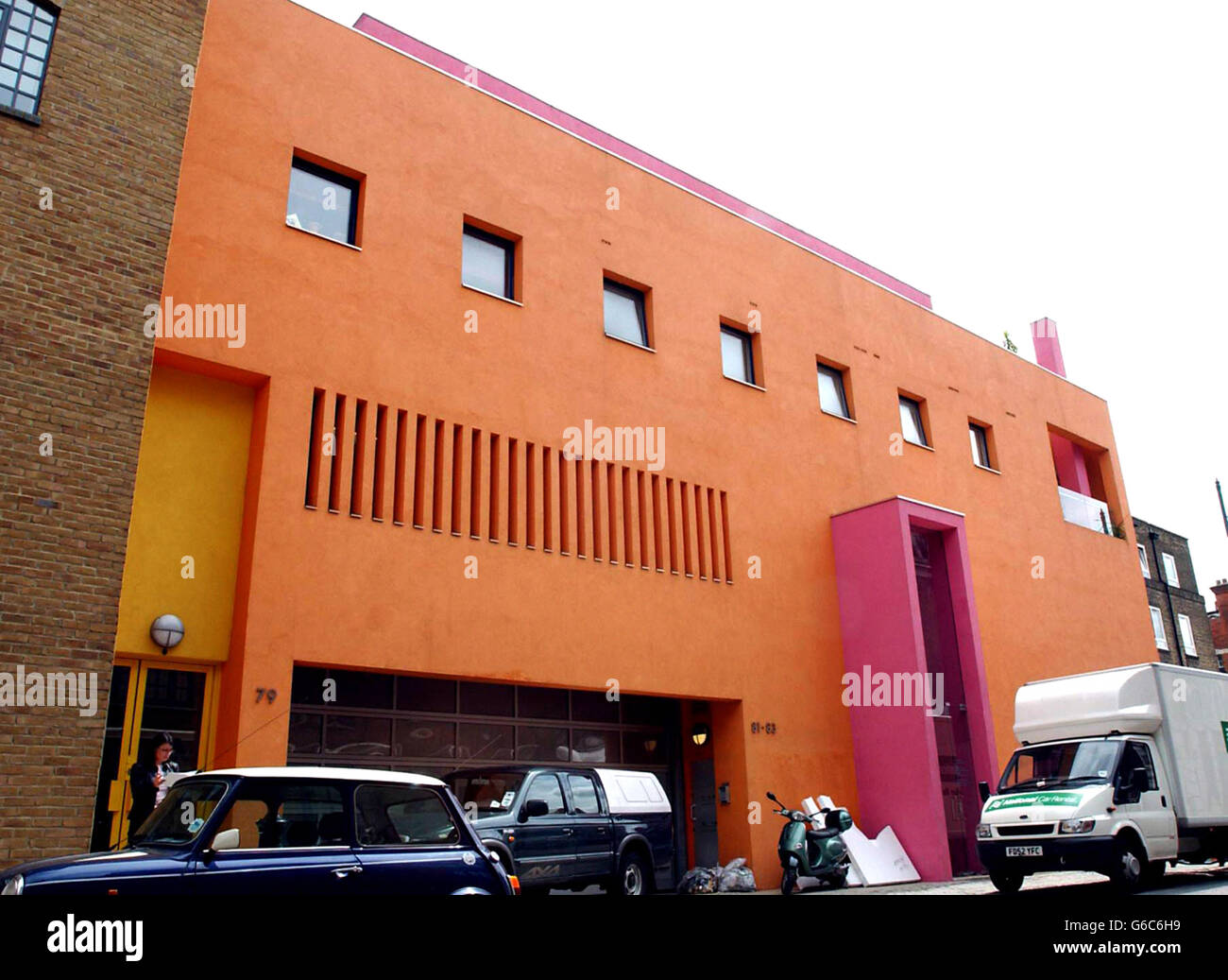 Fashion designer Zandra Rhodes' Fashion and Textile Museum in ...