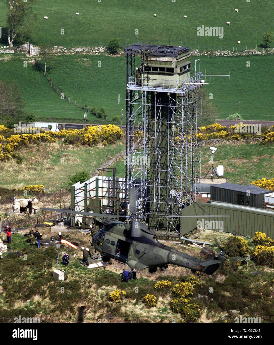 Army sappers arrive by Puma helicopter at Cloghoge Watchtower in south ...