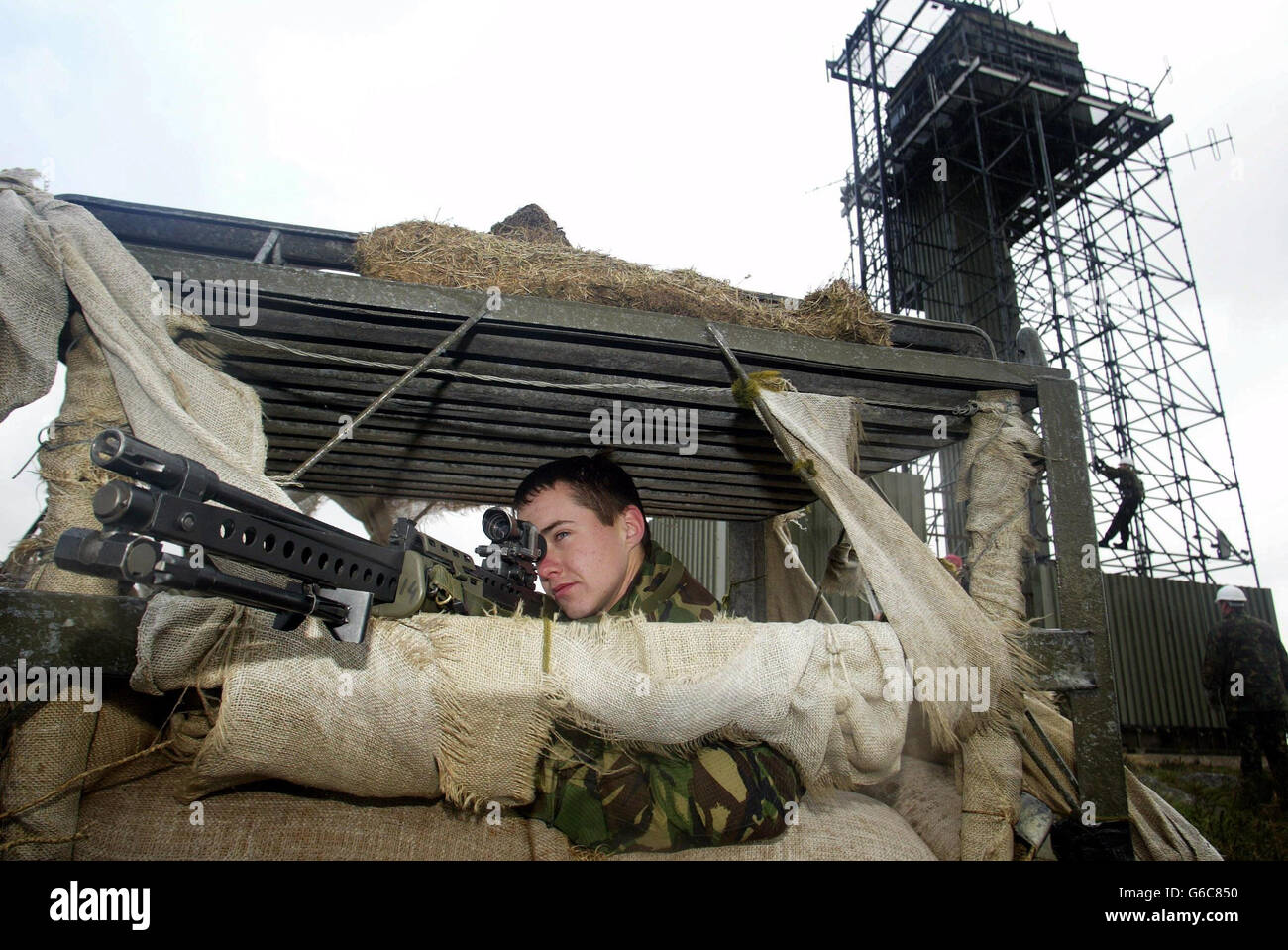 Northern ireland military politics soldier weapon gun watch tower hi ...