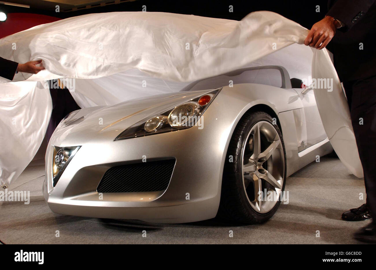Vauxhall Unveil the VX Lightning. Vauxhall motors unveil their new ...