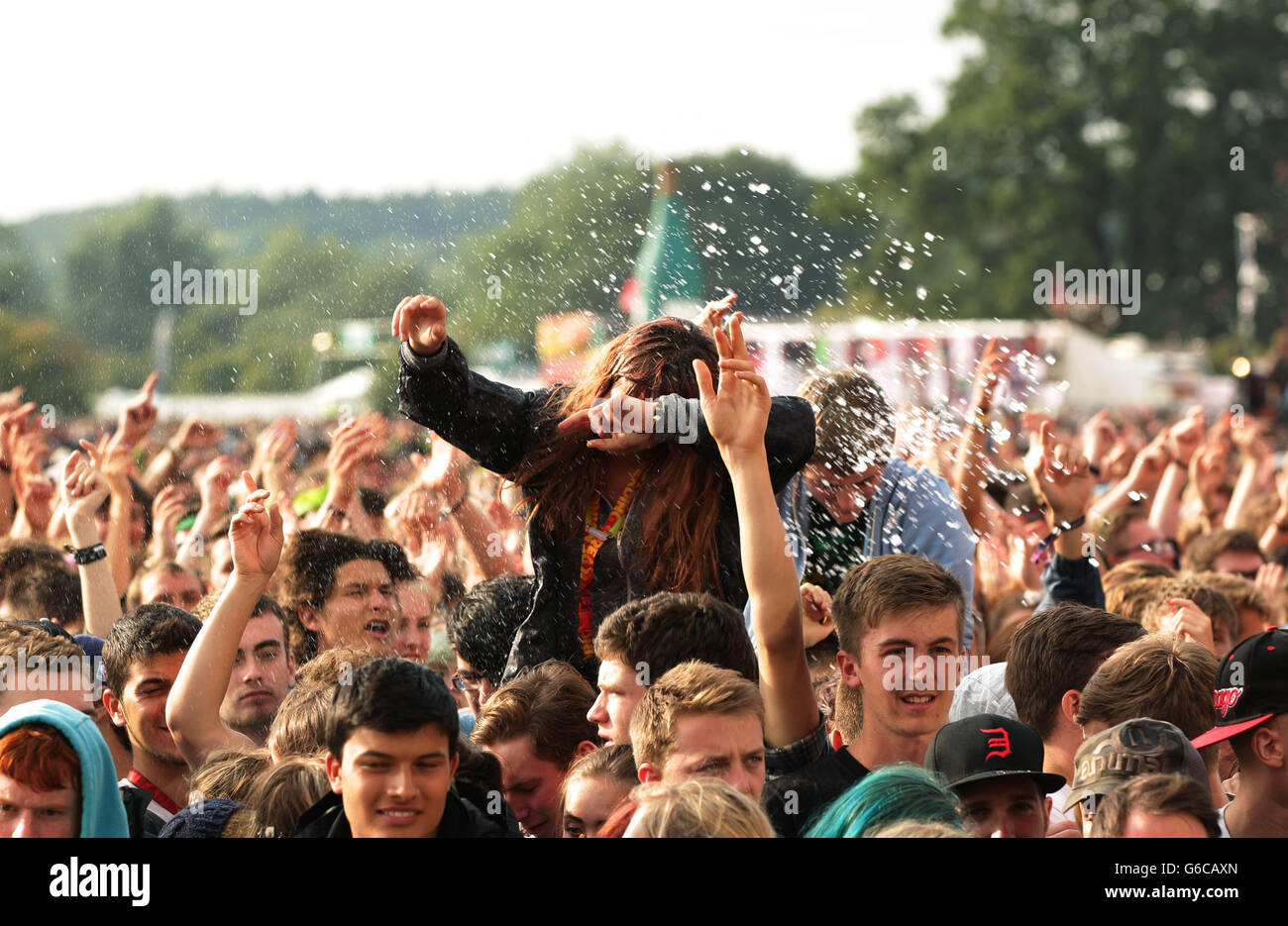 Reading water festival hi-res stock photography and images - Alamy
