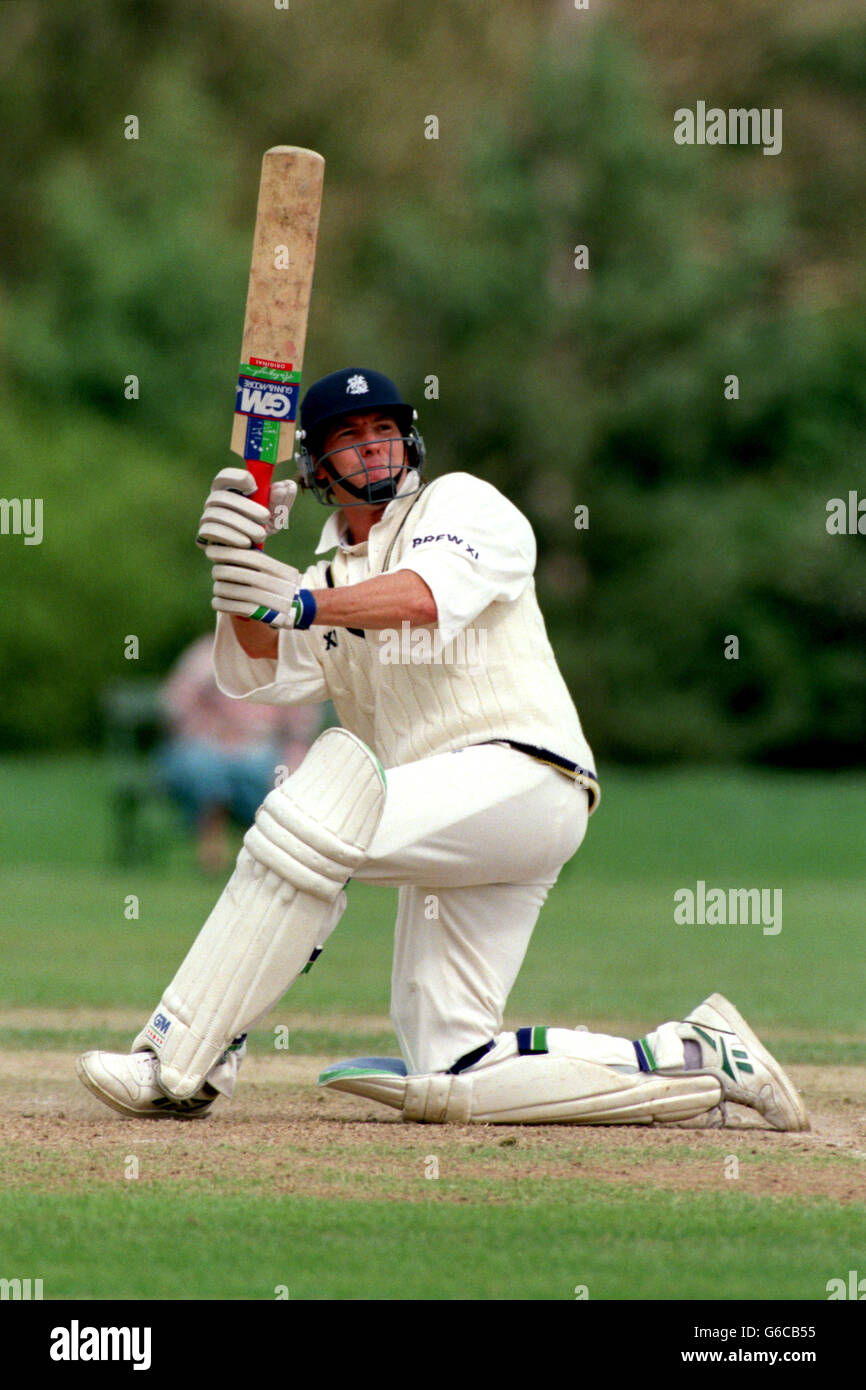 Cricket british universities v warwickshire dermot reeve hi-res stock ...