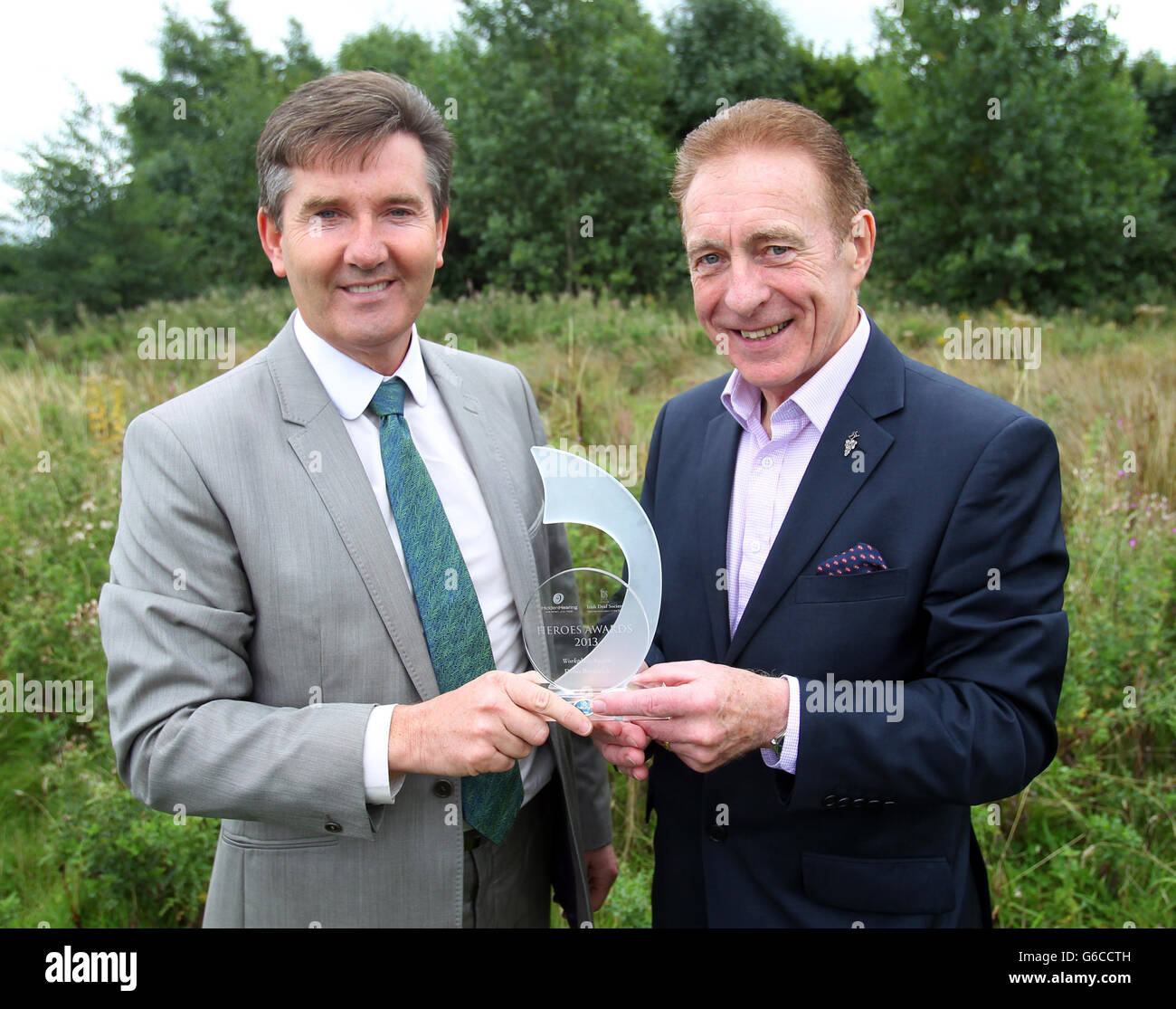Irish singer daniel odonnell with denis broderick from derry hi-res ...