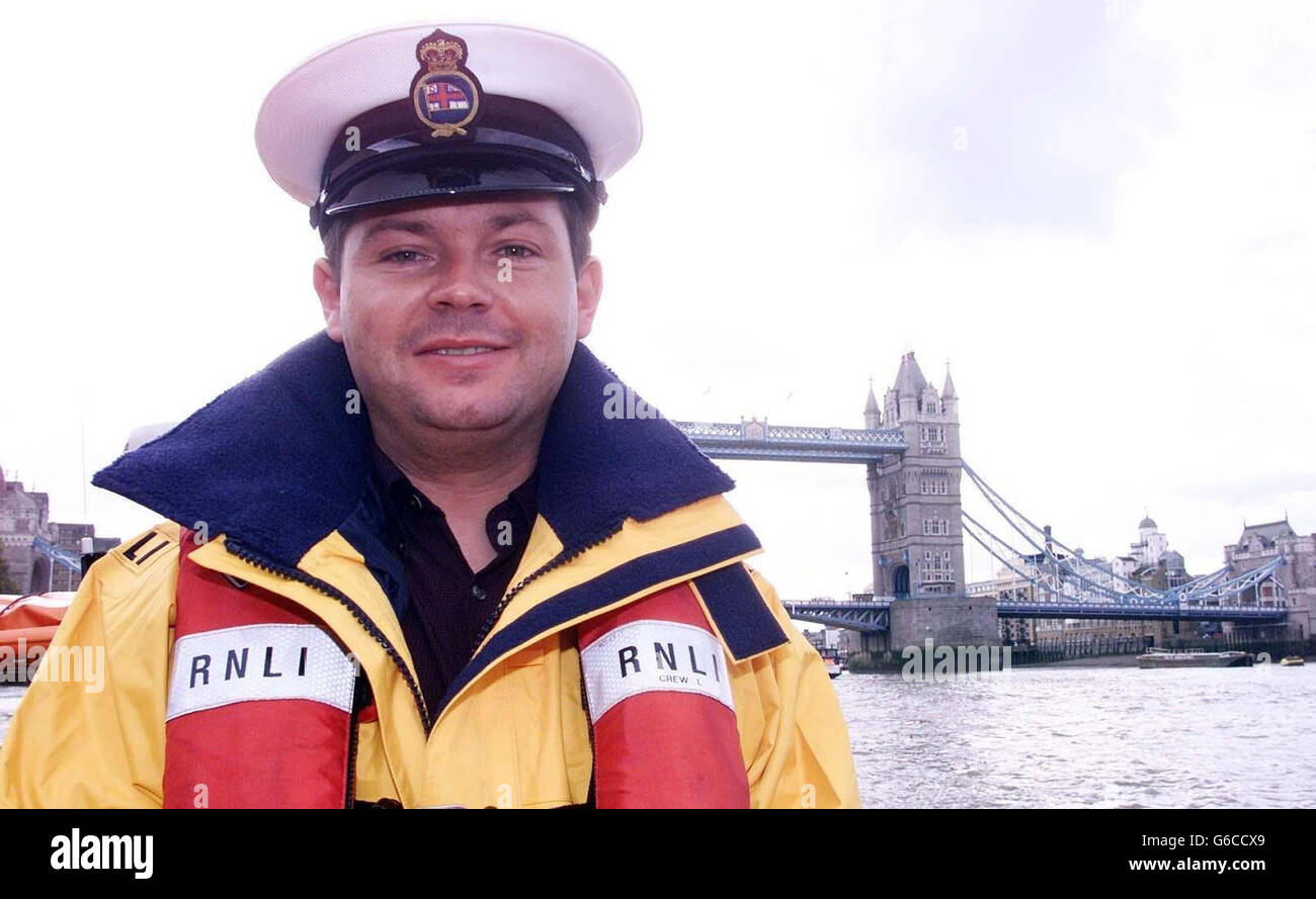 Plymouth rnli lifeboatman hi-res stock photography and images - Alamy