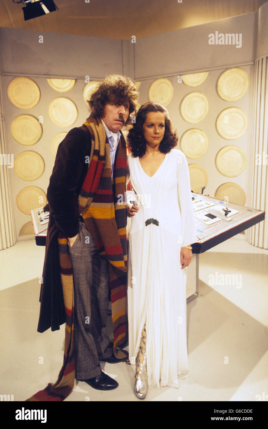 Dr who tom baker hi-res stock photography and images - Alamy