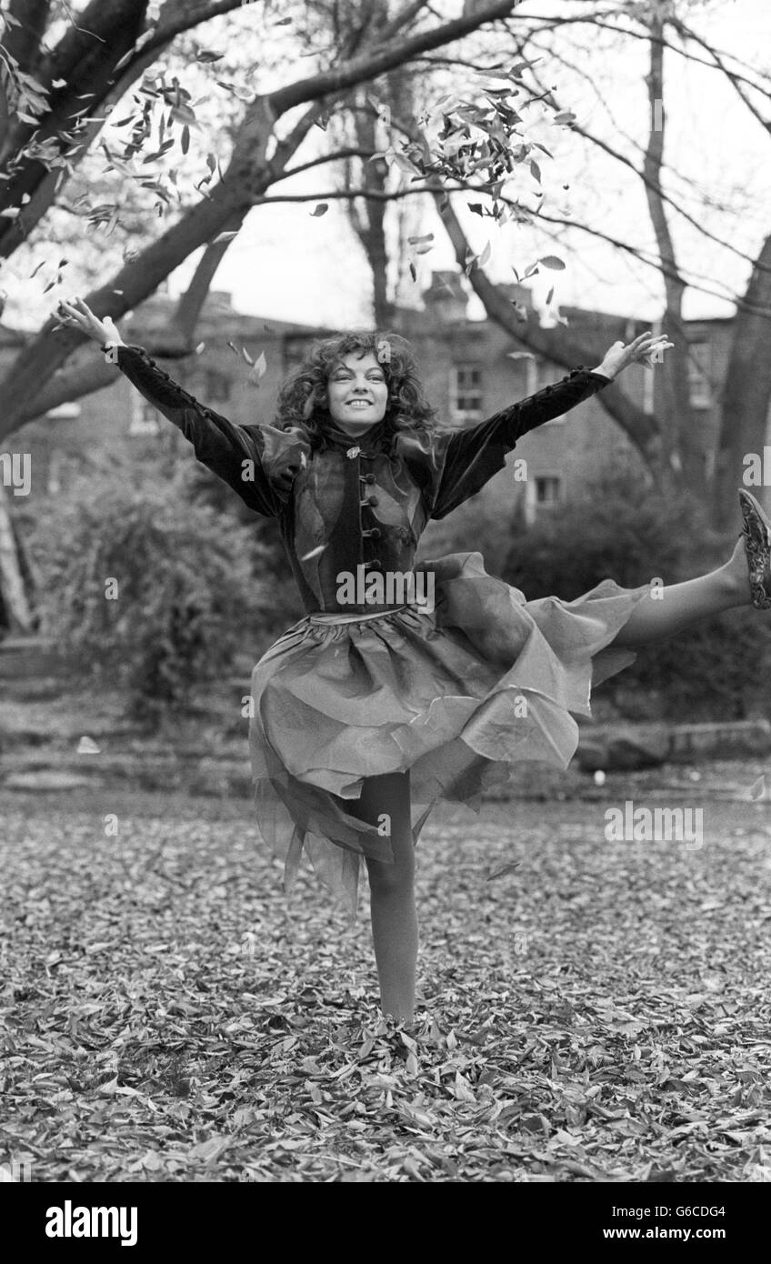 Sarah sutton actress hi-res stock photography and images - Alamy